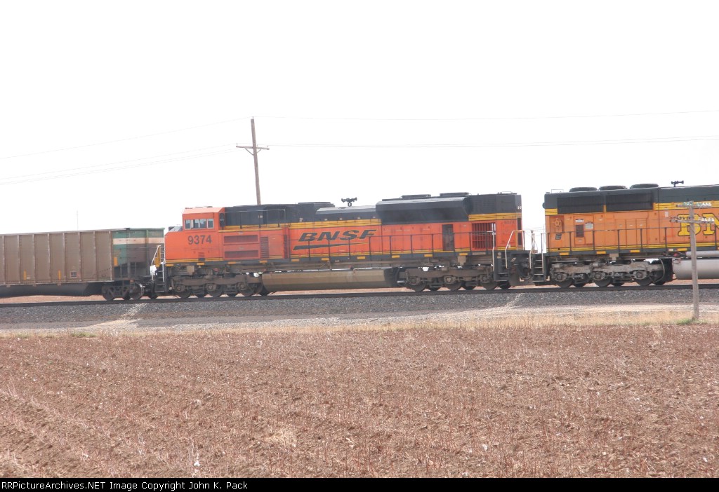 BNSF 9374